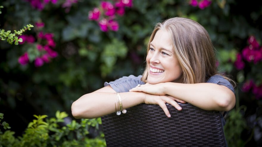 Balance Exercises - 10 Minutes to Better Balance - Jessica Valant Pilates